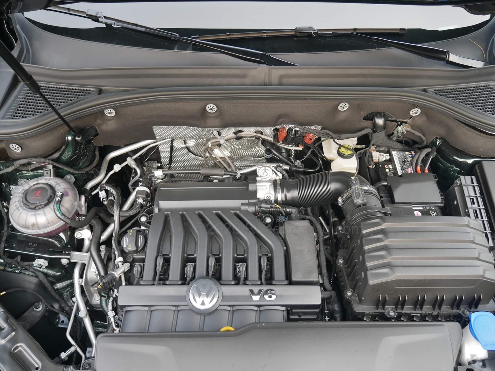 2021 Volkswagen Atlas V6 SEL - Re-Driven, Front Wheels Only