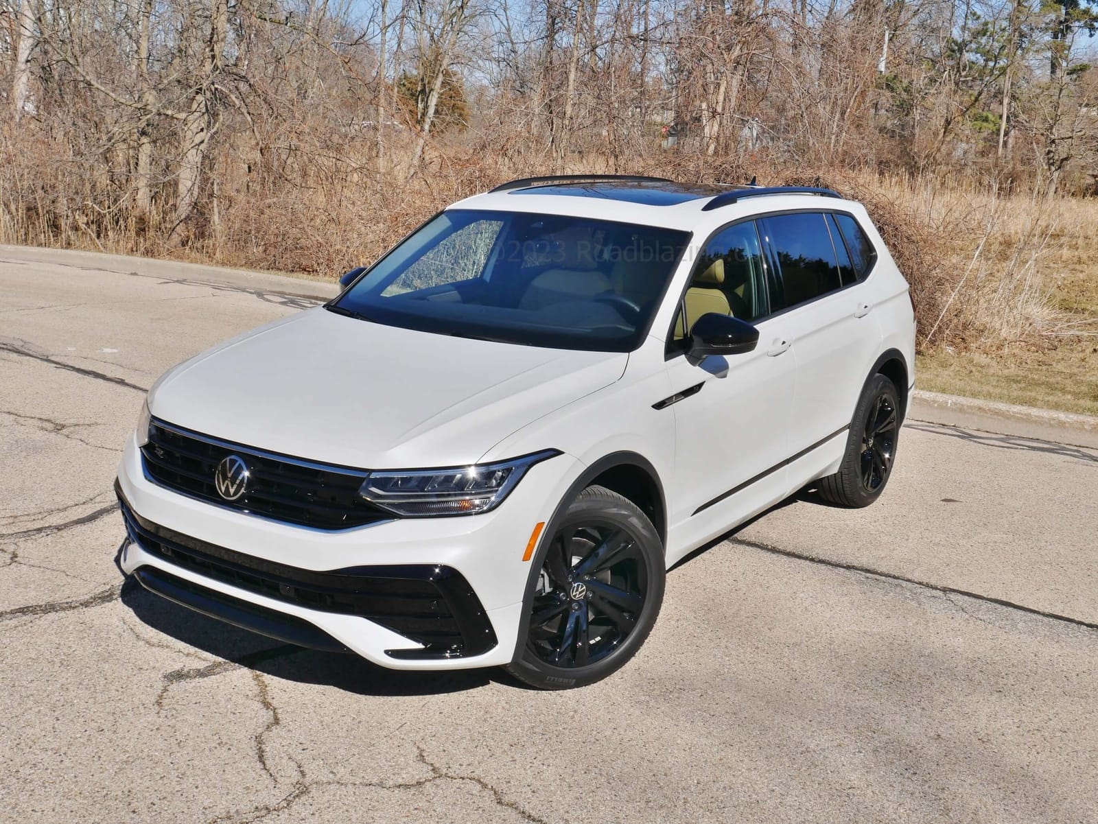 2023 Volkswagen Tiguan R-Line Black - New Tech, White Tiger -uan, Re ...